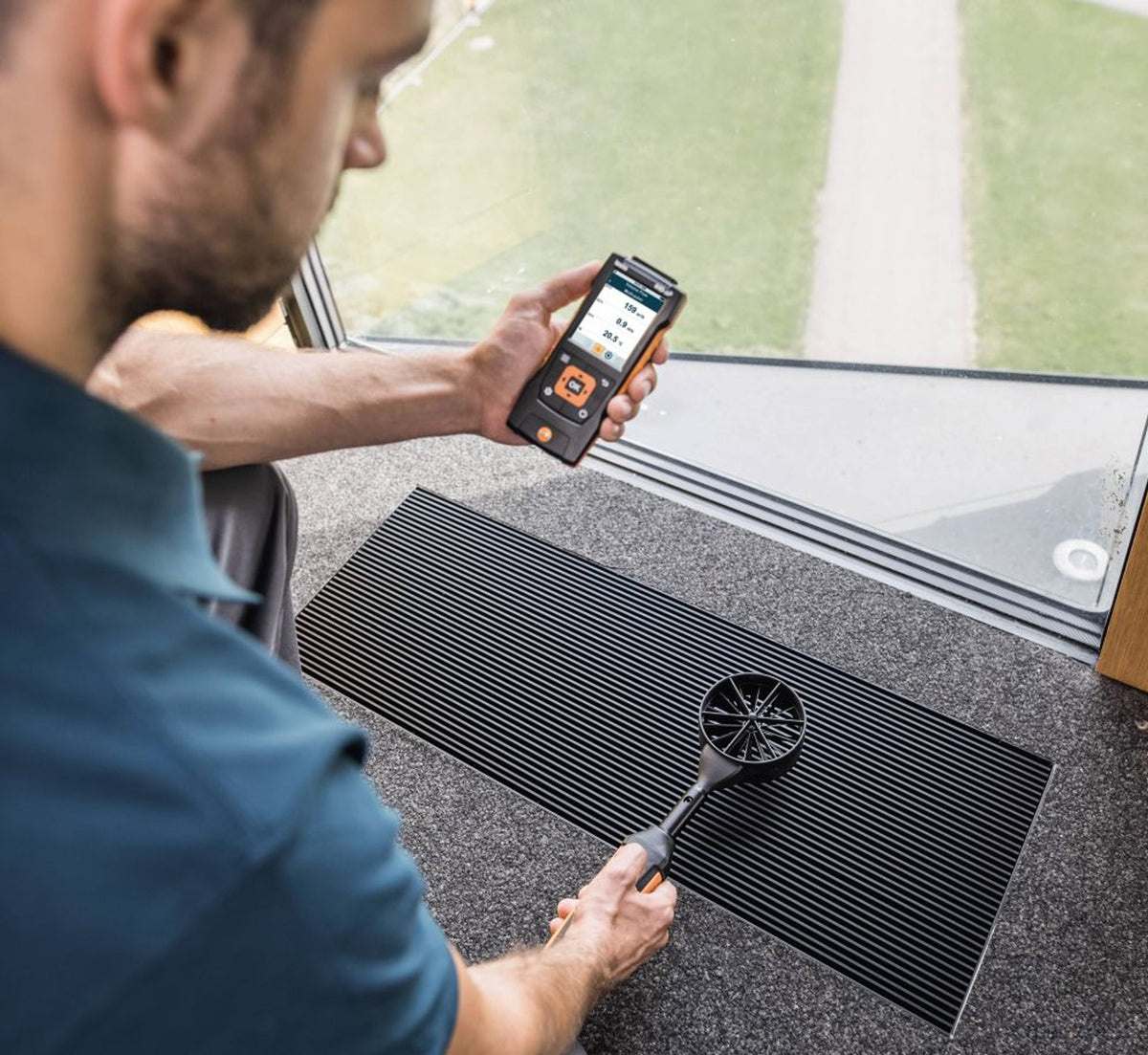 100mm Vane Probe with Temperature Sensor | Bluetooth - Testo NZ